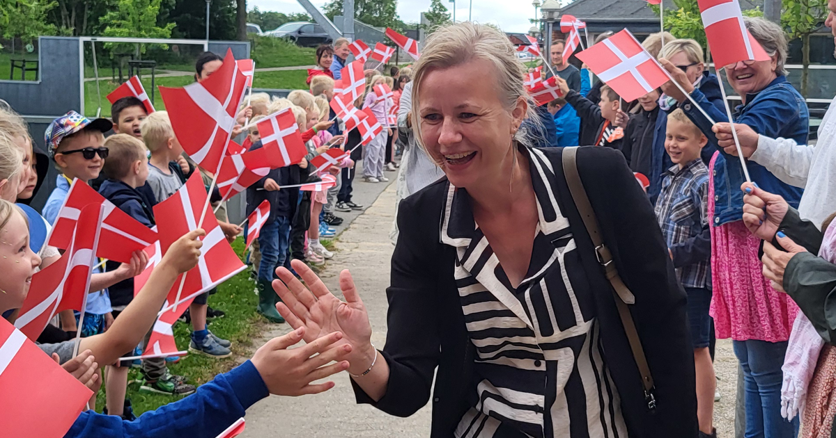 Ny skoleleder budt varmt velkommen på Bjerregrav Skole - Randers Kommune
